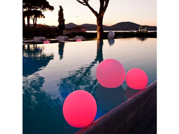 Smart & Green Original Ball 14'' Bluetooth Outdoor LED Light | SAGSGBALL