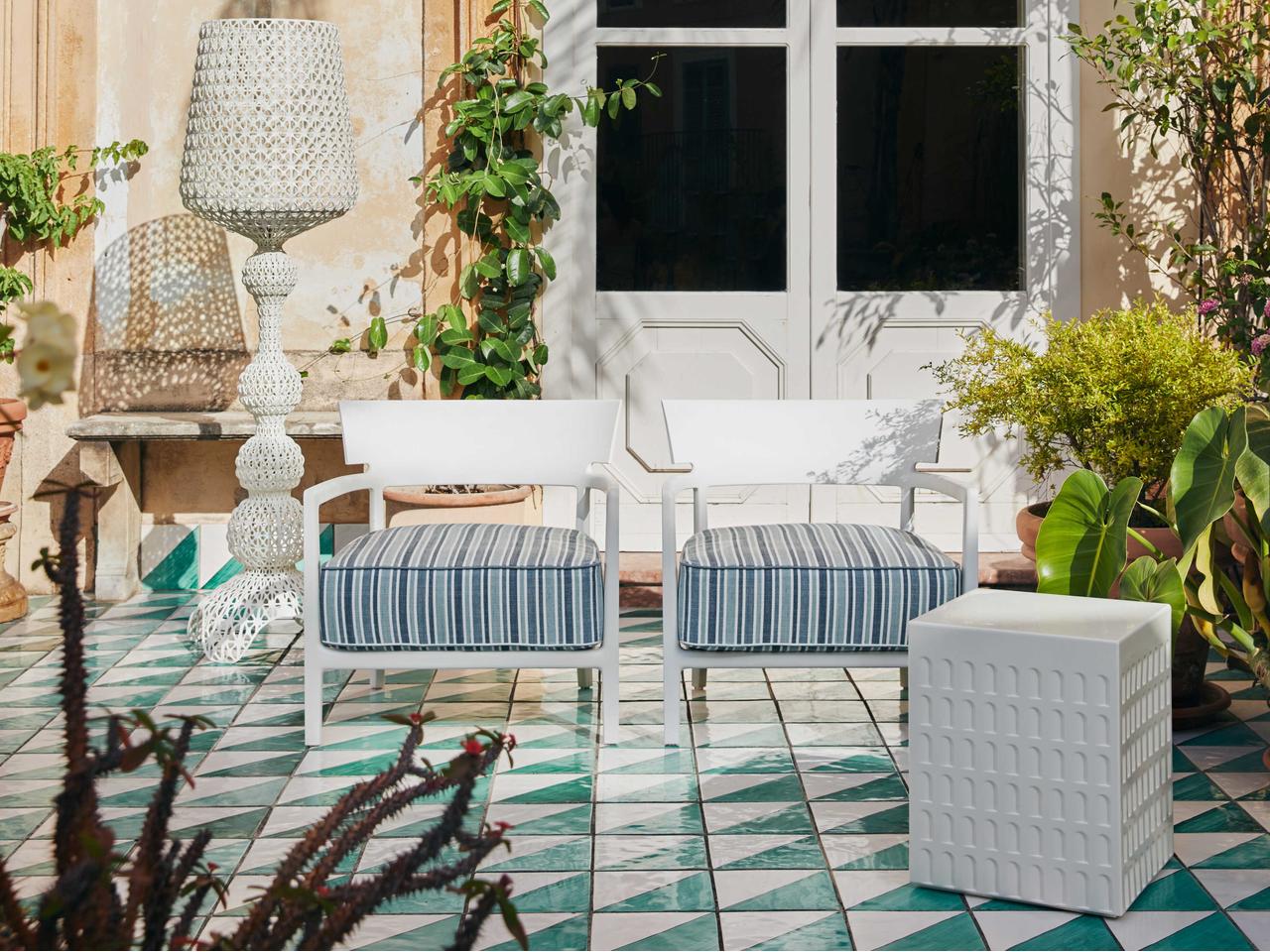 Kartell Outdoor Cara Recycled Plastic Cushion Lounge Set | CARALNGSET5 ...
