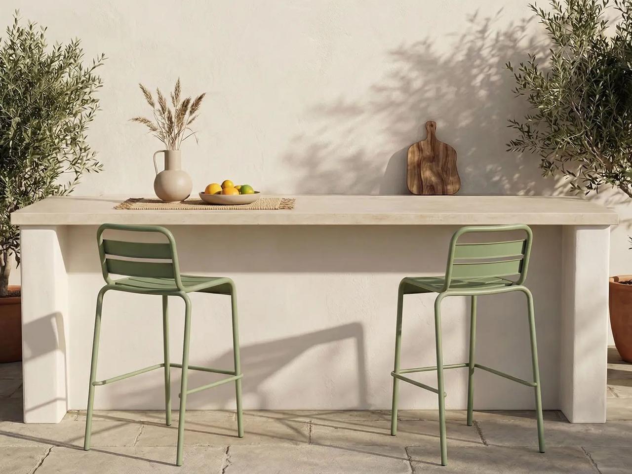 Moe's Home Outdoor Steel Dining Set | KADE-DINING-SET | PatioLiving