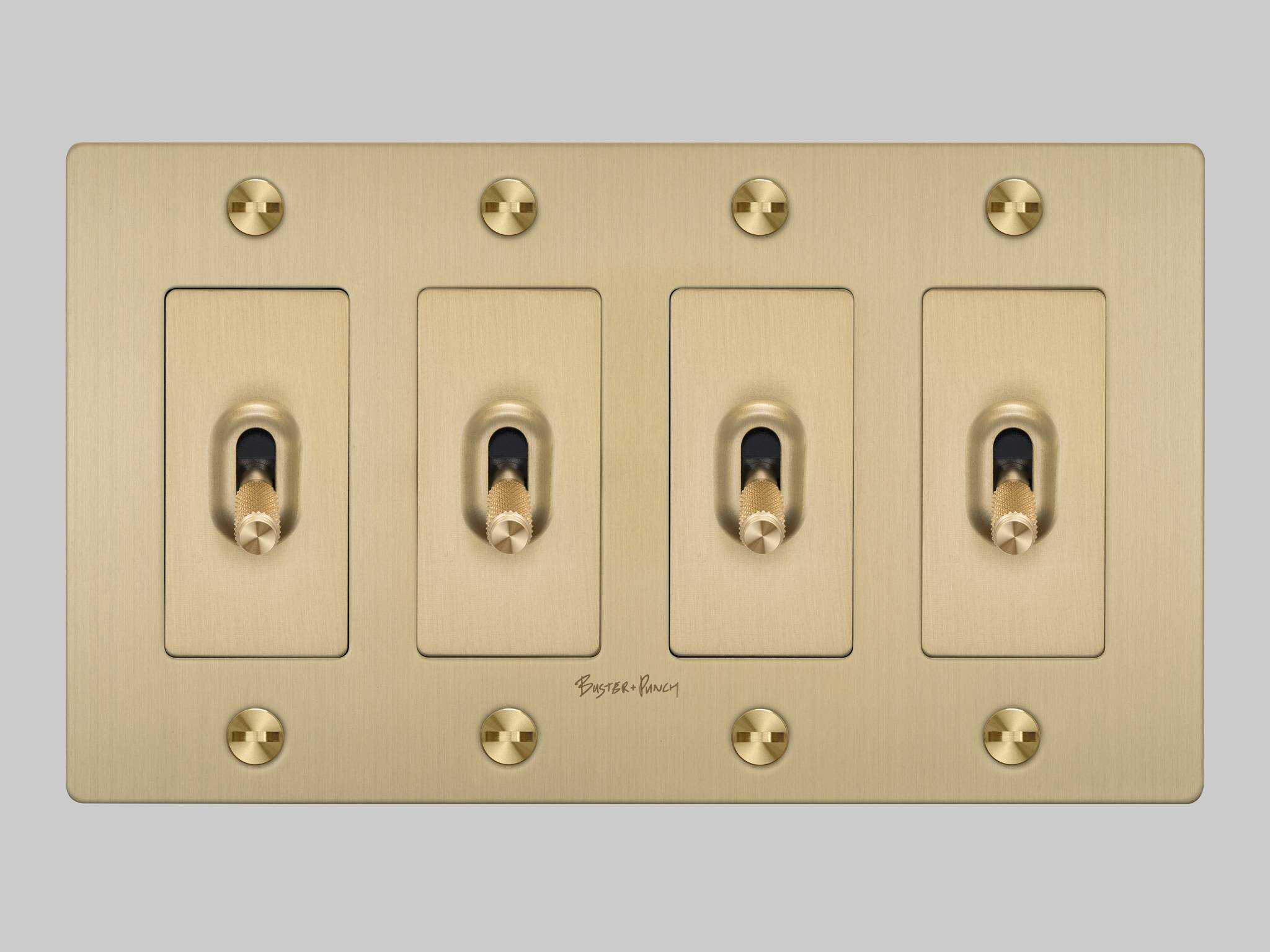 Buster + Punch 4G Brass Cross Toggle | BUPNTK4C05