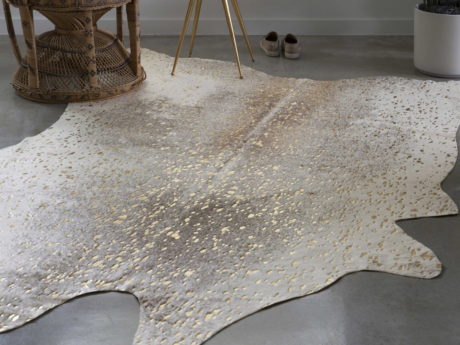 Loloi Rugs Bryce Animal Prints Area Rug | LLBRYCBZ07PWGOREC