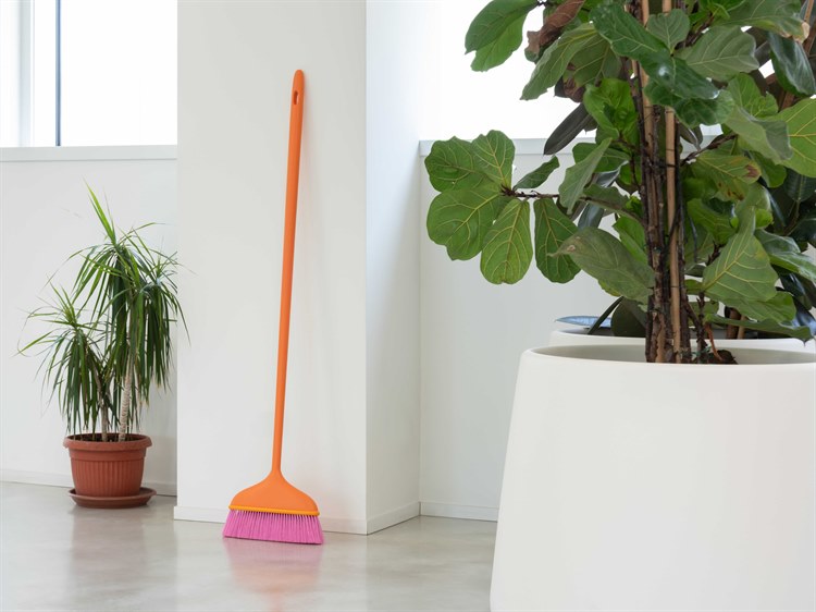 Magis Mago Orange Broom Stick | MGSAC16A