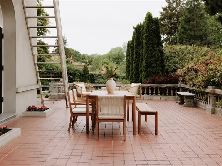 Moe's Home Outdoor Tempo Patio Dining Set | TEMPODINSET