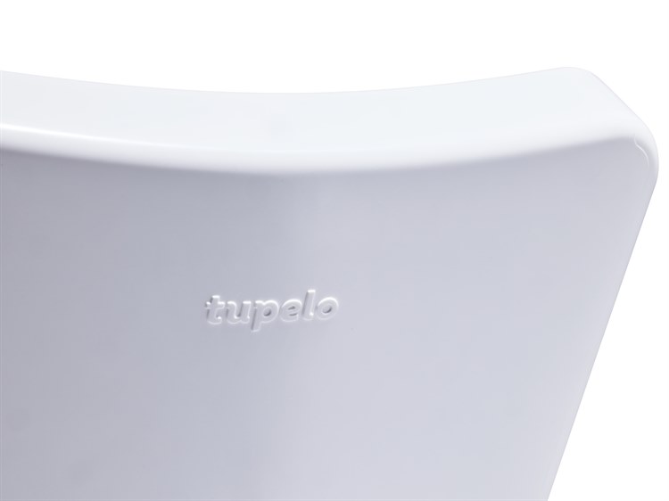 Tupelo Goods Line Resin Lounge Chair in Highcloud White | TUP8900700